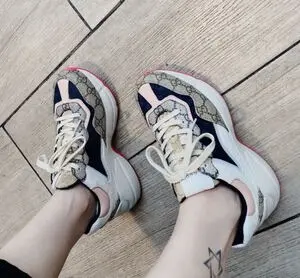 Gucci Rhyton Low-top Sneakers - Gray
