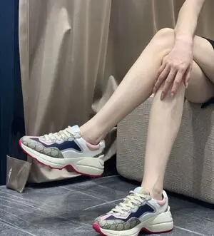 Gucci Rhyton Low-top Sneakers - Gray