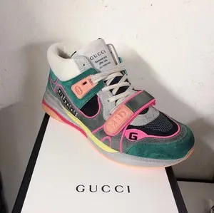 Gucci Ultrapace Mid-top Sneakers
