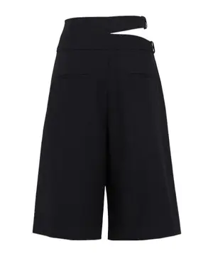 Chloé Wool Gabardine Shorts With Adjustable Buckles - Black