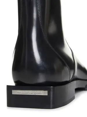 Alexander McQueen Logo Plaque Zip-up Boots