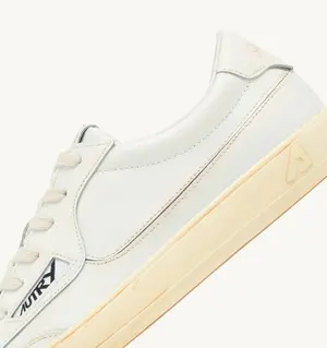 AUTRY Windscape Vintage Low-top Sneakers - White