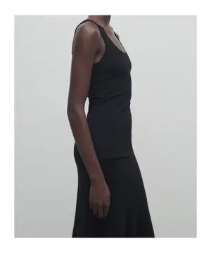 THE ROW Sleeveless Scoop-neck Vest