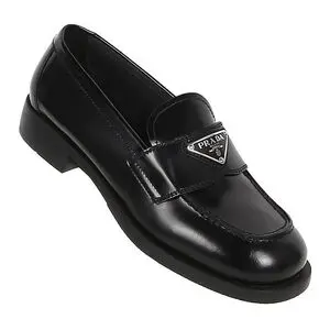 Prada Round-toe Loafers - Black