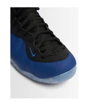 Nike Foamposite One Sneakers