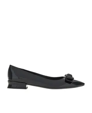 FERRAGAMO Vara Bow Leather Ballerina Flats - Black