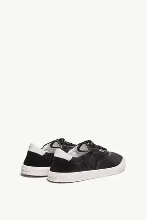 Moncler Vera Leisure Padded Sneakers - Black