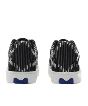 Burberry Checked Lace-up Sneakers - Black