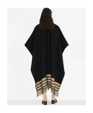 Burberry Vintage Check Pattern Fringed-edge Cape