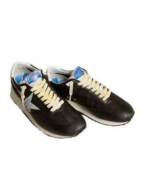 GOLDEN GOOSE Star Patch Panelled Sneakers