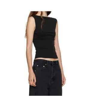 ST. AGNI Boat-necked Vest