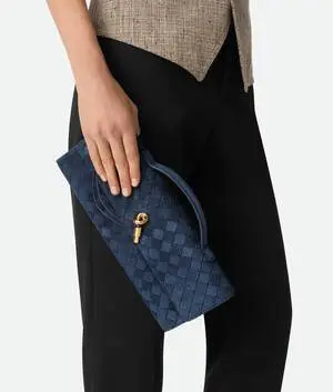 Bottega Veneta Andiamo Clutch In Intrecciato Suede