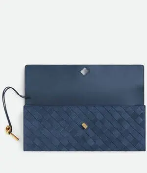 Bottega Veneta Andiamo Clutch In Intrecciato Suede