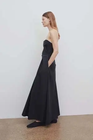 THE ROW Strapless Stretch Wool Dress With Front Twist Detail