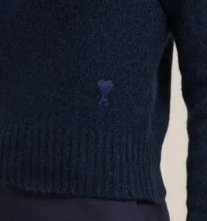 AMI Paris Long-sleeved Crewneck Knitted Jumper With Embroidered Logo