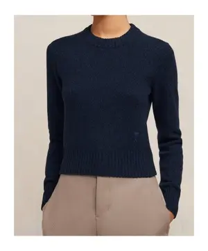 AMI Paris Long-sleeved Crewneck Knitted Jumper With Embroidered Logo