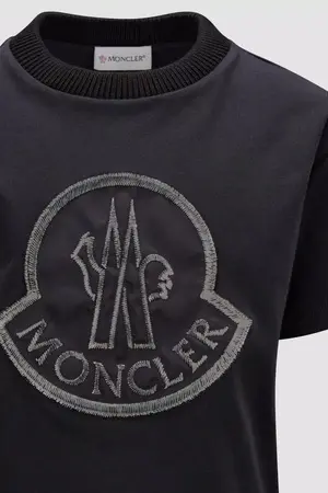 Moncler Logo Embroidered Crewneck T-shirt