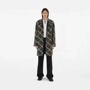 Burberry Nova Check Reversible Buttoned Coat