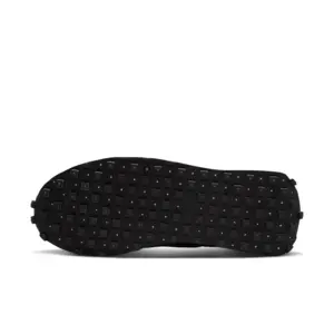 Nike Ld-1000 Flyknit Athletic Shoes