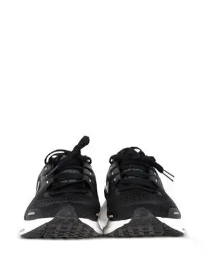 Nike Zoom Vomero 16 Sneakers