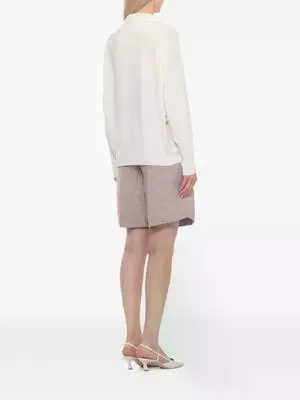D.exterior Chain-trimmed Collared Top