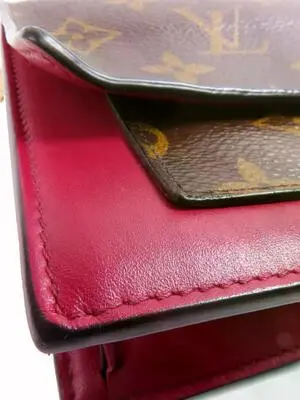 LOUIS VUITTON Portefeuille Flore Monogram Crossbody Bag