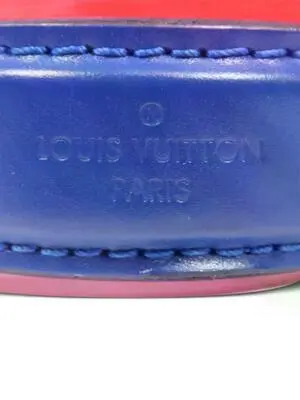 LOUIS VUITTON Neonoe Epi Leather Bucket Bag