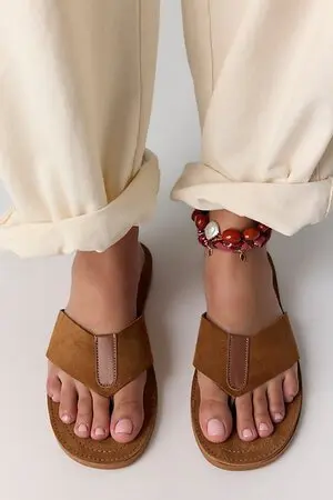 Free People Niko Suede Thong Sandals - Brown