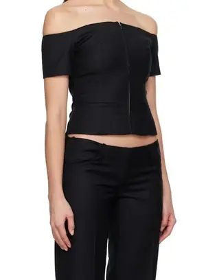 AYA MUSE Off-the-shoulder Zip-up T-shirt