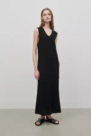 THE ROW Sleeveless V-neck Maxi Dress
