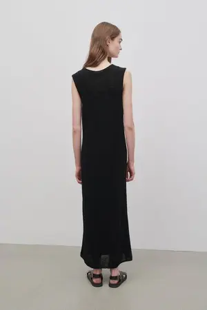 THE ROW Sleeveless V-neck Maxi Dress