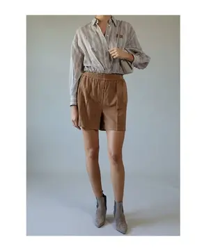 Brunello Cucinelli Suede Shorts With Pleated Detailing