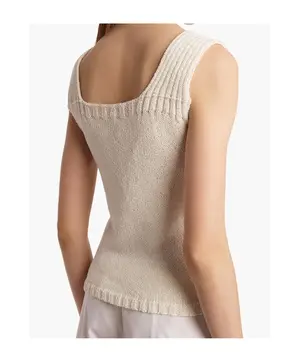 Khaite Sleeveless Knit Top With Ribbed Piping - Cream