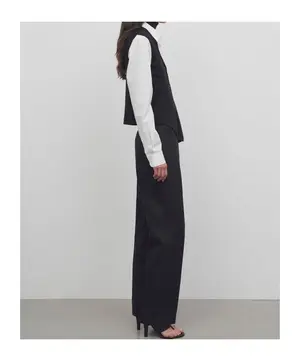 THE ROW Vesco Tailored Pleated Pants
