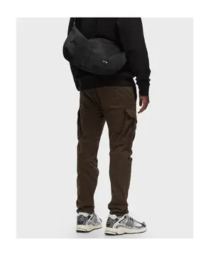 C.P. COMPANY Lens-detailed Tapered-leg Cargo Pants