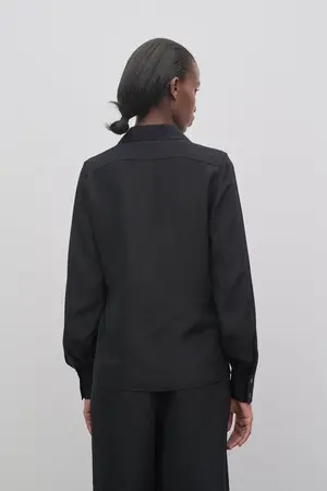 THE ROW Oversized Pointed Collar Button-down Shirt