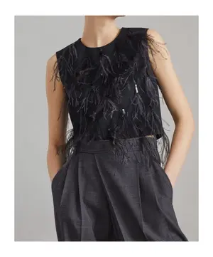 Brunello Cucinelli Feather Embellished Sleeveless Crewneck Top