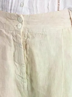 120% Lino Pleated Detail Shorts