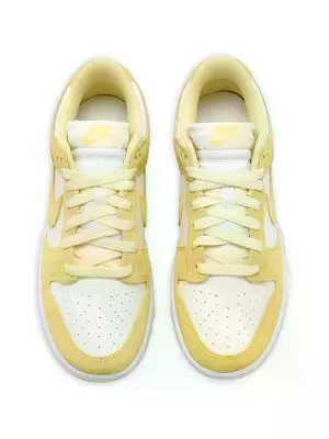 Nike Dunk Low Sneakers