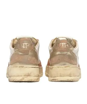 AUTRY Distressed Slip-on Low-top Sneakers - Nude