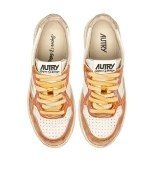 AUTRY Distressed Slip-on Low-top Sneakers - Nude