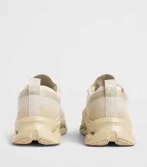 On Cloudtilt Moon Trainers - White