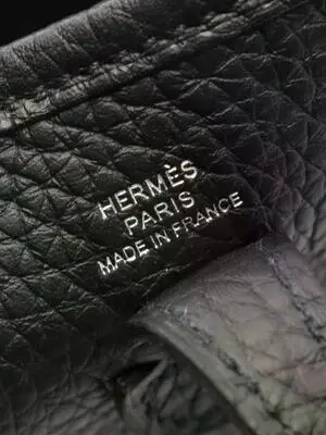 Hermès Evelyne Amazon Shoulder Bag - Black