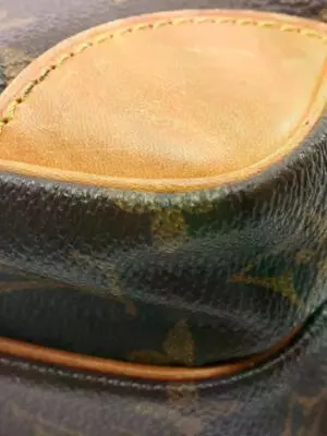 LOUIS VUITTON Monogram Shoulder Bag - Brown