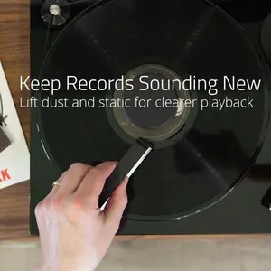FLUANCE Anti-static Carbon Fiber Record Cleaning Brush