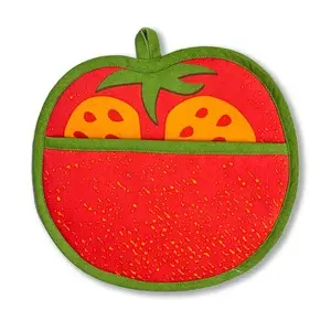THE NEIGHBORGOODS Tomato Tea Towel And Pot Holder Set