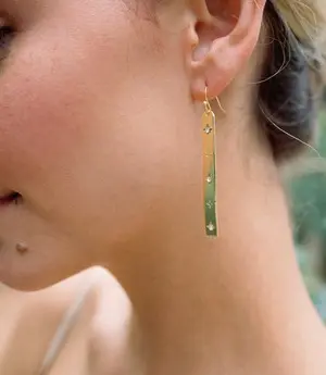 MATR BOOMIE Sitara Starry Linear Earrings