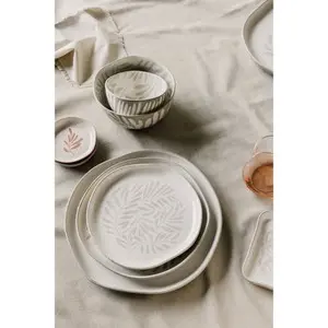 DANICA BRANDS Set Of 4 Side Plate 8.25