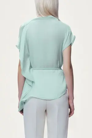 NOCTURNE Sleeveless Woven Blouse In Tencel - Mint Green