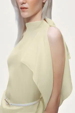 NOCTURNE Sleeveless Woven Blouse In Tencel